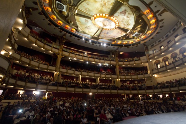 El Teatro de la Ciudad Esperanza Iris celebra 98 años de historia y ...